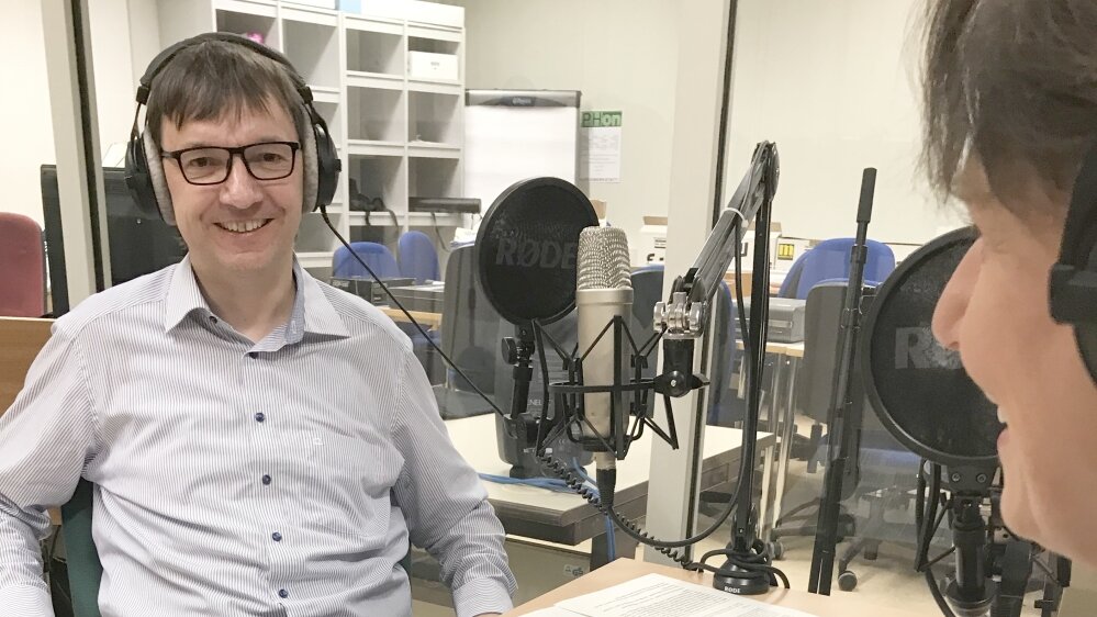 Wie managt man Bildung? – „Auf einen Espresso“ mit Dr. Ulrich Iberer ...